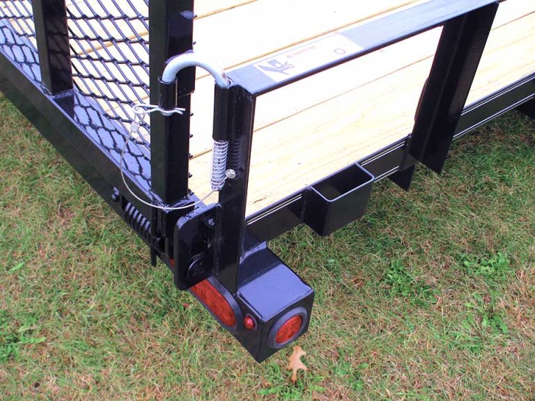 Johnson-Trailer-Single-Axle-Side-Ramp-IMG_0849 - Johnson Trailer Co.